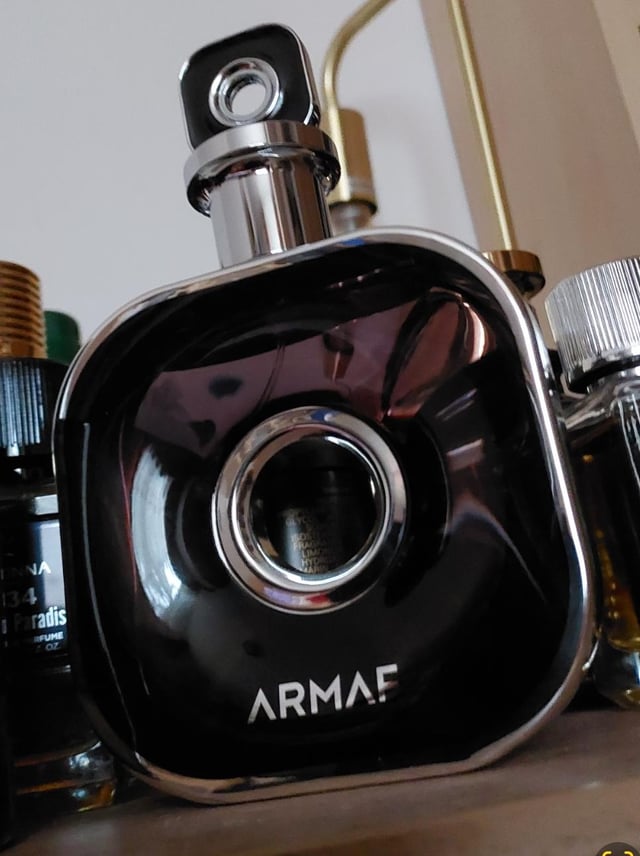 Armaf Infinity Black – Dubai Perfume Paradise